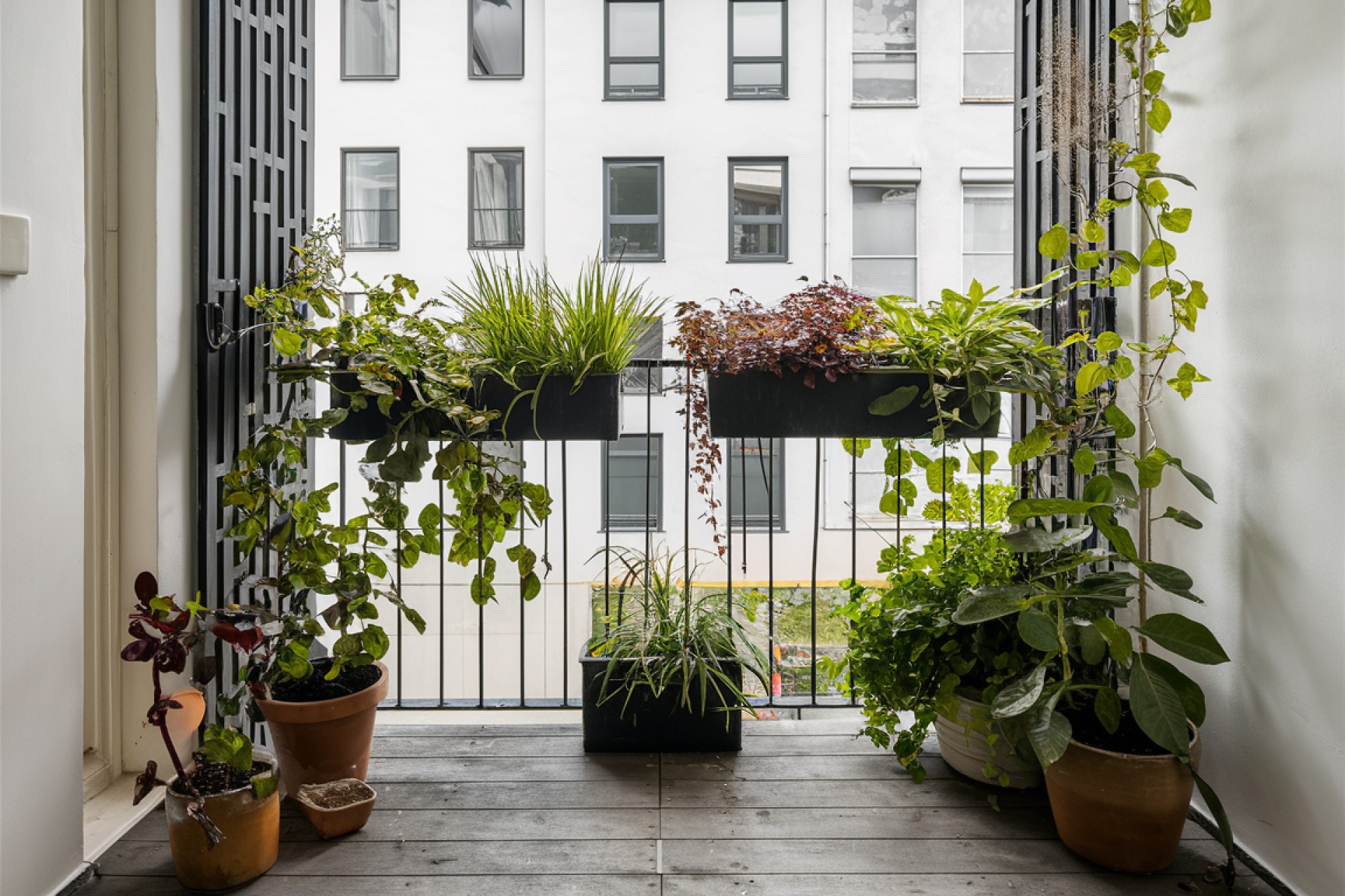 15 ideas para Decorar un Balcón Pequeño y Alargado